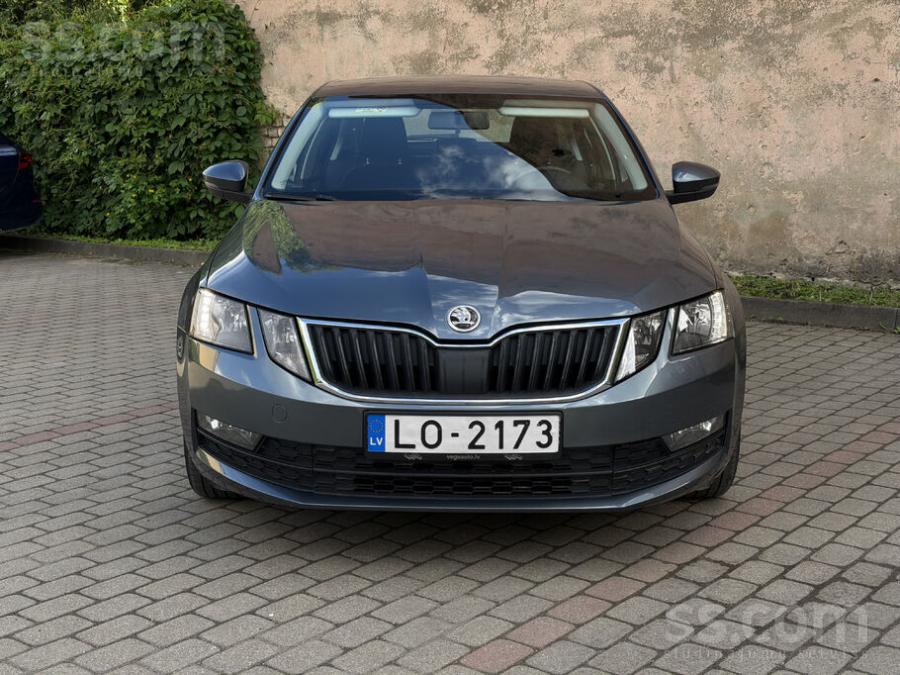 Zils Skoda Octavia 2017 Rīga, ar dzinēja tilpumu 1.60 L un nobraukumu 230 tūkst. km par 7900 €, foto 17 vietnē AUTOMOTO.COM.LV
