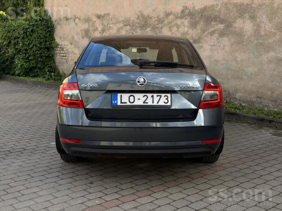 Zils Skoda Octavia 2017 Rīga, ar dzinēja tilpumu 1.60 L un nobraukumu 230 tūkst. km par 7900 €, foto 18 vietnē AUTOMOTO.COM.LV