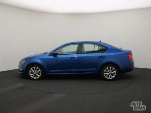 Blue Skoda Octavia 2017 in Vilnius, with an engine capacity of 1.60 L and mileage of 147 thousand km for 10399 €, photo 7 on AUTOMOTO.COM.LV