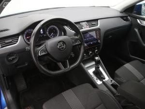 Blue Skoda Octavia 2017 in Vilnius, with an engine capacity of 1.60 L and mileage of 147 thousand km for 10399 €, photo 17 on AUTOMOTO.COM.LV