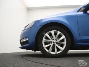 Blue Skoda Octavia 2017 in Vilnius, with an engine capacity of 1.60 L and mileage of 147 thousand km for 10399 €, photo 29 on AUTOMOTO.COM.LV