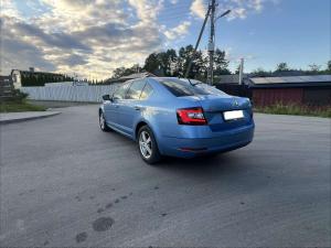 Blue Skoda Octavia 2017 in Vilnius, with an engine capacity of 1.60 L and mileage of 245 thousand km for 7800 €, photo 7 on AUTOMOTO.COM.LV
