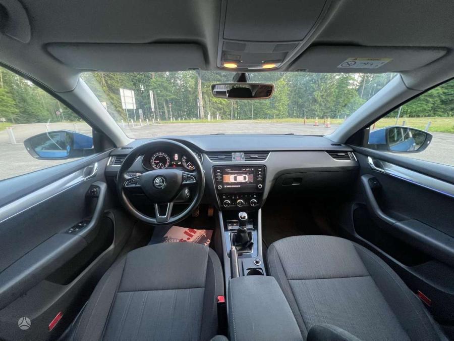 Blue Skoda Octavia 2017 in Vilnius, with an engine capacity of 1.60 L and mileage of 245 thousand km for 7800 €, photo 13 on AUTOMOTO.COM.LV