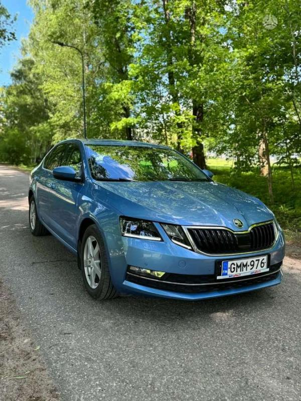 Blue Skoda Octavia 2017 in Vilnius, with an engine capacity of 1.60 L and mileage of 245 thousand km for 7200 €, photo 2 on AUTOMOTO.COM.LV