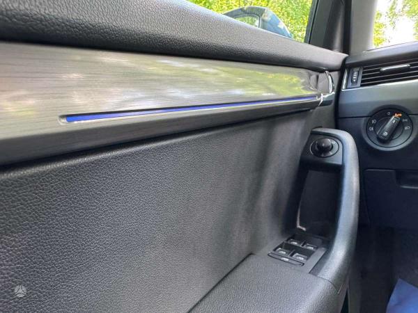 Blue Skoda Octavia 2017 in Vilnius, with an engine capacity of 1.60 L and mileage of 245 thousand km for 7200 €, photo 10 on AUTOMOTO.COM.LV