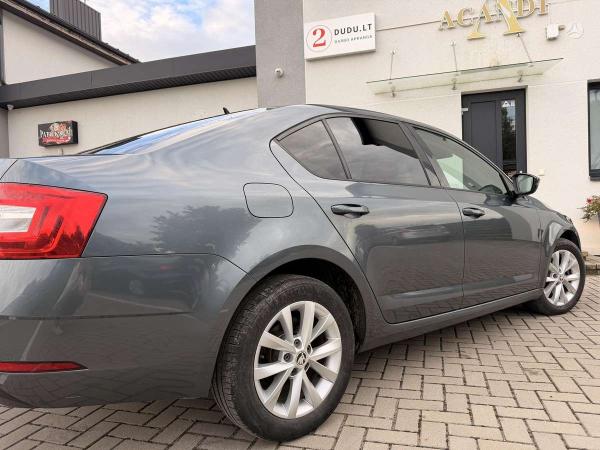Zils Skoda Octavia 2017 Viļņa, ar dzinēja tilpumu 1.60 L un nobraukumu 298 tūkst. km par 7500 €, foto 11 vietnē AUTOMOTO.COM.LV