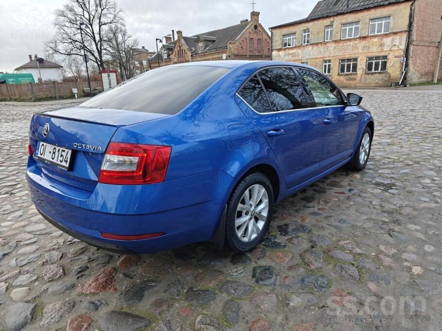 Blue Skoda Octavia 2018 in Jelgava, with an engine capacity of 1.40 L and mileage of 149 thousand km for 9300 €, photo 7 on AUTOMOTO.COM.LV