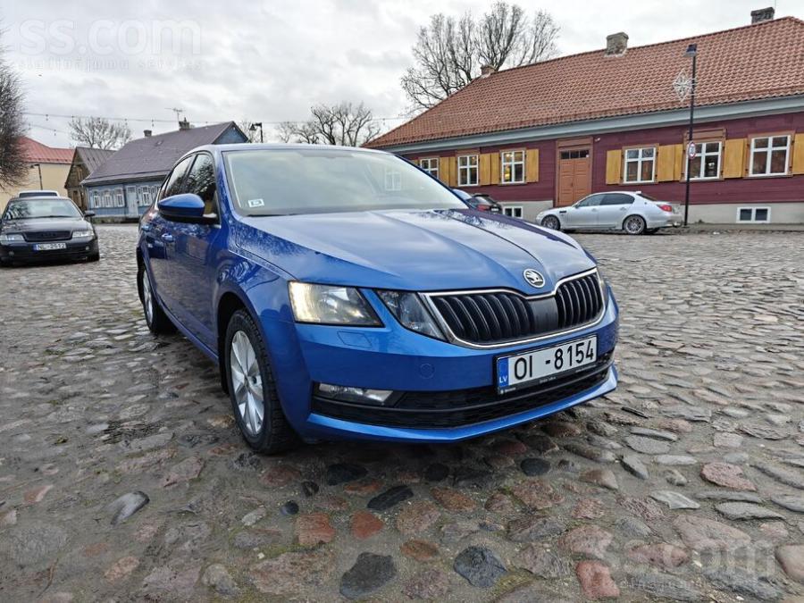 Blue Skoda Octavia 2018 in Jelgava, with an engine capacity of 1.40 L and mileage of 149 thousand km for 9300 €, photo 11 on AUTOMOTO.COM.LV