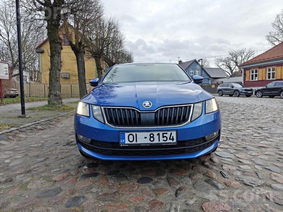 Blue Skoda Octavia 2018 in Jelgava, with an engine capacity of 1.40 L and mileage of 149 thousand km for 9300 €, photo 12 on AUTOMOTO.COM.LV