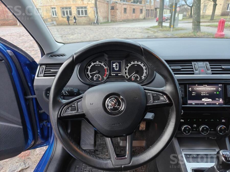 Blue Skoda Octavia 2018 in Jelgava, with an engine capacity of 1.40 L and mileage of 149 thousand km for 9300 €, photo 18 on AUTOMOTO.COM.LV