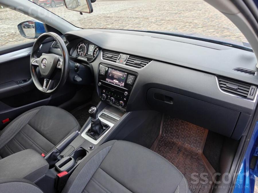 Blue Skoda Octavia 2018 in Jelgava, with an engine capacity of 1.40 L and mileage of 149 thousand km for 9300 €, photo 21 on AUTOMOTO.COM.LV
