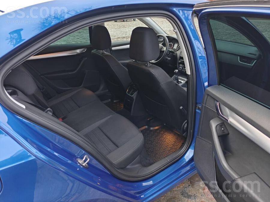 Blue Skoda Octavia 2018 in Jelgava, with an engine capacity of 1.40 L and mileage of 149 thousand km for 9300 €, photo 22 on AUTOMOTO.COM.LV