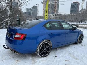 Blue Skoda Octavia 2018 in Vilnius, with an engine capacity of 1.97 L and mileage of 225 thousand km for 12800 €, photo 5 on AUTOMOTO.COM.LV