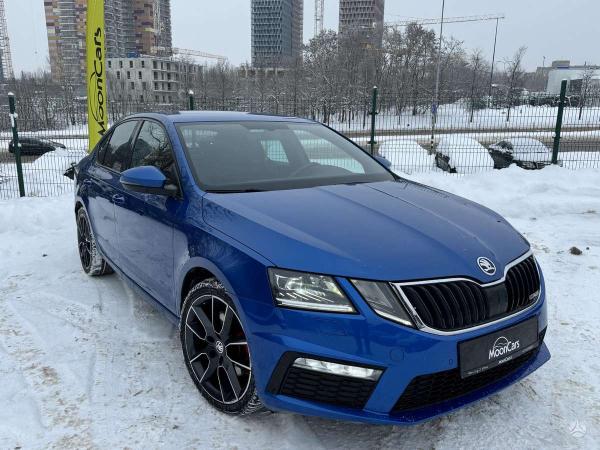 Zils Skoda Octavia 2018 Viļņa, ar dzinēja tilpumu 1.97 L un nobraukumu 225 tūkst. km par 12800 €, foto 4 vietnē AUTOMOTO.COM.LV