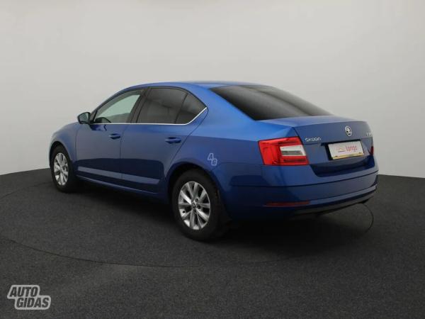 Blue Skoda Octavia 2018 in Vilnius, with an engine capacity of 1.60 L and mileage of 160 thousand km for 11099 €, photo 7 on AUTOMOTO.COM.LV