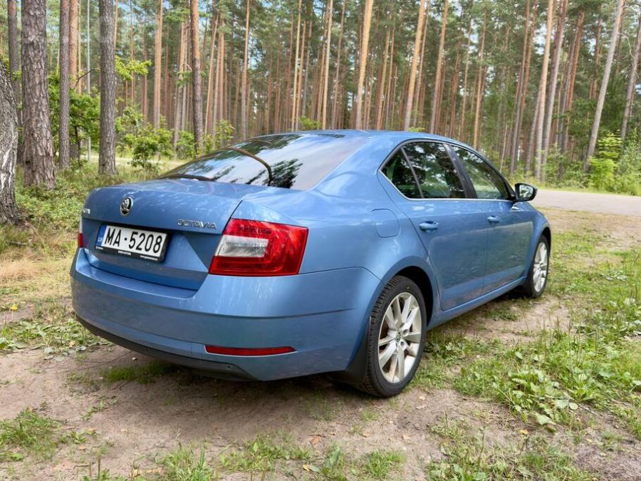 Синий Шкода Октавия 2019 в Рига, объемом двигателя 1.60 л и пробегом 104 тыс. км за 11990 €, фото 5 на AUTOMOTO.COM.LV