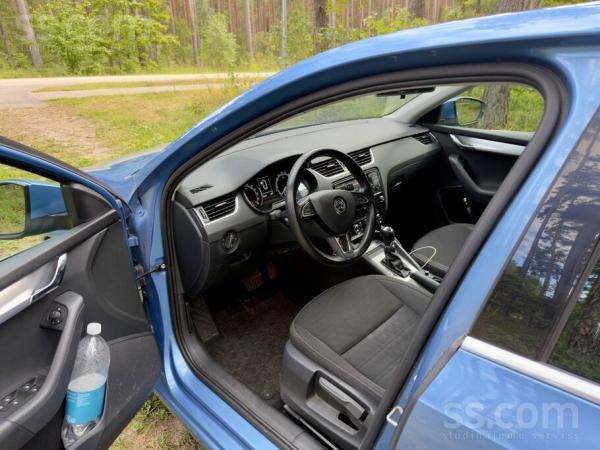 Zils Skoda Octavia 2019 Rīga, ar dzinēja tilpumu 1.60 L un nobraukumu 104 tūkst. km par 11990 €, foto 7 vietnē AUTOMOTO.COM.LV
