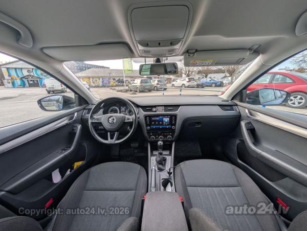 Zils Skoda Octavia 2020 Tallina, ar dzinēja tilpumu 1.50 L un nobraukumu 115 tūkst. km par 12900 €, foto 6 vietnē AUTOMOTO.COM.LV