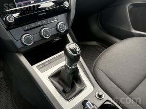 Zils Skoda Octavia 2020 Rīga, ar dzinēja tilpumu 1.00 L un nobraukumu 100 tūkst. km par 9900 €, foto 19 vietnē AUTOMOTO.COM.LV