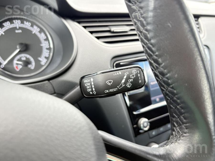 Zils Skoda Octavia 2020 Rīga, ar dzinēja tilpumu 1.00 L un nobraukumu 100 tūkst. km par 9900 €, foto 23 vietnē AUTOMOTO.COM.LV