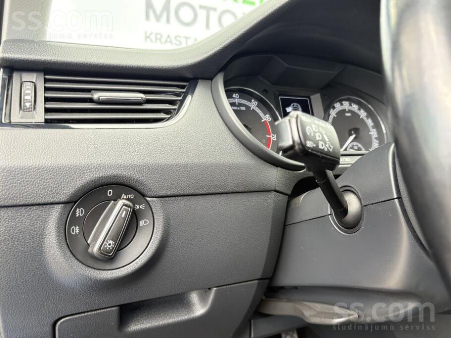 Zils Skoda Octavia 2020 Rīga, ar dzinēja tilpumu 1.00 L un nobraukumu 100 tūkst. km par 9900 €, foto 24 vietnē AUTOMOTO.COM.LV