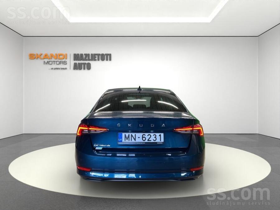 Blue Skoda Octavia 2020 in Riga, with an engine capacity of 2.00 L and mileage of 83 thousand km for 16490 €, photo 6 on AUTOMOTO.COM.LV