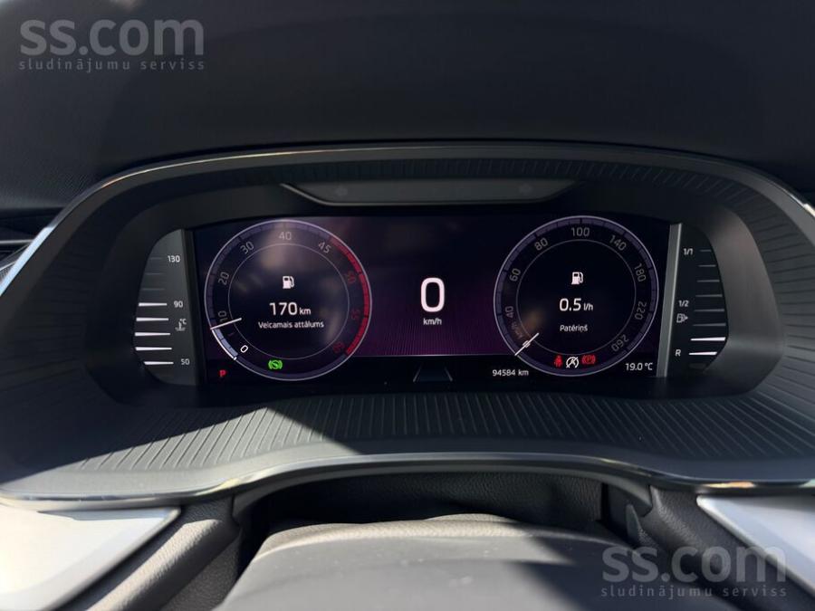 Blue Skoda Octavia 2020 in Riga, with an engine capacity of 2.00 L and mileage of 95 thousand km for 17500 €, photo 15 on AUTOMOTO.COM.LV
