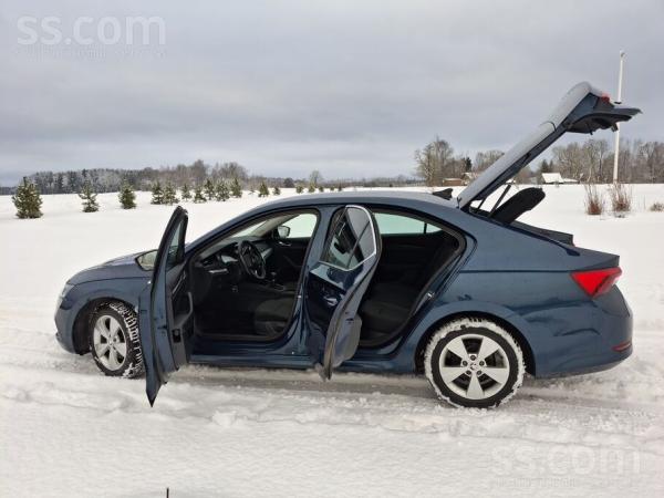 Blue Skoda Octavia 2021 in Ogre, with an engine capacity of 1.00 L and mileage of 79 thousand km for 13600 €, photo 9 on AUTOMOTO.COM.LV