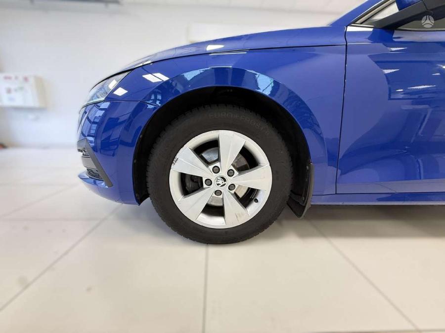 Blue Skoda Octavia 2021 in Kaunas, with an engine capacity of 1.50 L and mileage of 115 thousand km for 11800 €, photo 22 on AUTOMOTO.COM.LV