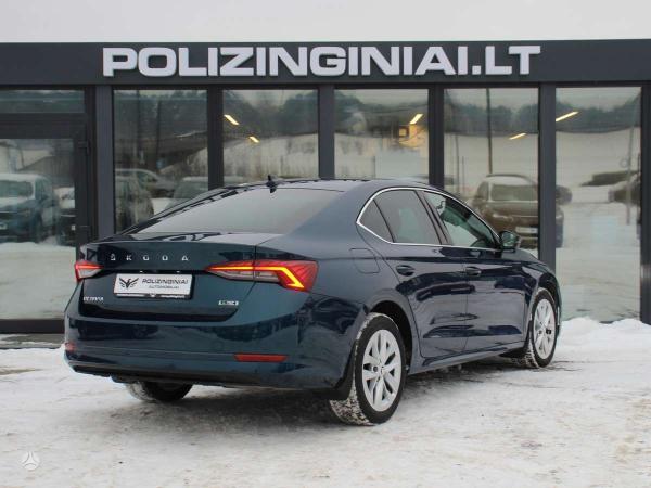 Zils Skoda Octavia 2021 Viļņa, ar dzinēja tilpumu 1.50 L un nobraukumu 136 tūkst. km par 16500 €, foto 4 vietnē AUTOMOTO.COM.LV