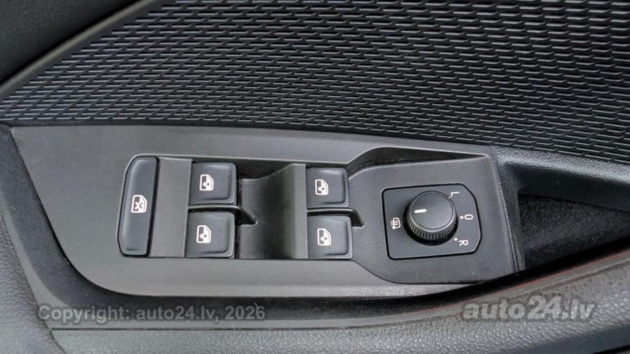 Zils Skoda Octavia 2021 Viljandi, ar dzinēja tilpumu 1.00 L un nobraukumu 59 tūkst. km par 14500 €, foto 27 vietnē AUTOMOTO.COM.LV