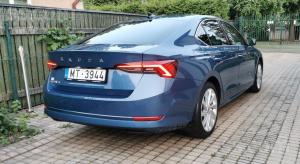 Blue Skoda Octavia 2021 in Riga, with an engine capacity of 1.50 L and mileage of 49 thousand km for 21500 €, photo 3 on AUTOMOTO.COM.LV