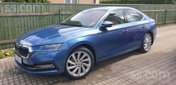 Zils Skoda Octavia 2021 Rīga, ar dzinēja tilpumu 1.50 L un nobraukumu 49 tūkst. km par 21500 €, foto 4 vietnē AUTOMOTO.COM.LV