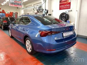 Blue Skoda Octavia 2021 in Riga, with an engine capacity of 1.50 L and mileage of 49 thousand km for 21500 €, photo 13 on AUTOMOTO.COM.LV
