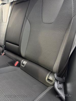 Zils Skoda Octavia 2021 Tallina, ar dzinēja tilpumu 2.00 L un nobraukumu 94 tūkst. km par 24900 €, foto 14 vietnē AUTOMOTO.COM.LV