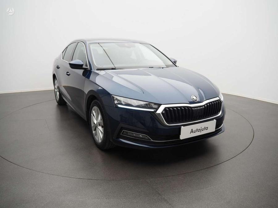 Blue Skoda Octavia 2021 in Vilnius, with an engine capacity of 1.50 L and mileage of 83 thousand km for 16000 €, photo 4 on AUTOMOTO.COM.LV