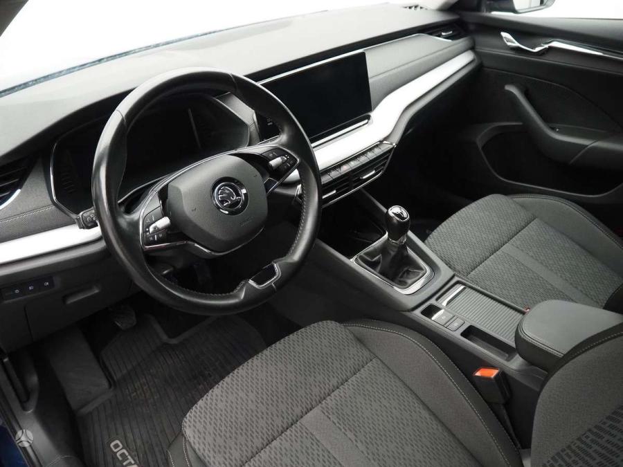 Blue Skoda Octavia 2021 in Vilnius, with an engine capacity of 1.50 L and mileage of 83 thousand km for 16000 €, photo 10 on AUTOMOTO.COM.LV