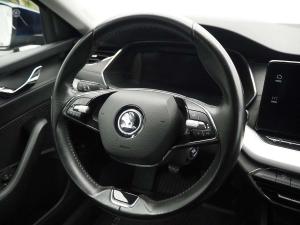 Blue Skoda Octavia 2021 in Vilnius, with an engine capacity of 1.50 L and mileage of 83 thousand km for 16000 €, photo 21 on AUTOMOTO.COM.LV