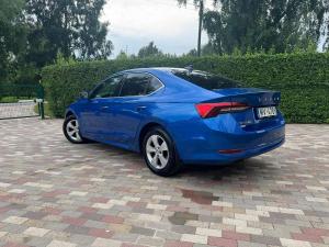 Blue Skoda Octavia 2021 in Riga, with an engine capacity of 2.00 L and mileage of 160 thousand km for 14300 €, photo 6 on AUTOMOTO.COM.LV