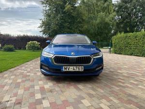 Blue Skoda Octavia 2021 in Riga, with an engine capacity of 2.00 L and mileage of 160 thousand km for 14300 €, photo 8 on AUTOMOTO.COM.LV