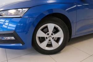 Blue Skoda Octavia 2021 in Vilnius, with an engine capacity of 1.50 L and mileage of 172 thousand km for 14950 €, photo 29 on AUTOMOTO.COM.LV
