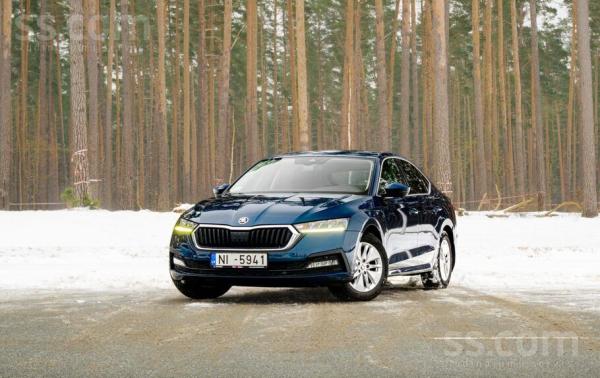 Zils Skoda Octavia 2022 Rīga, ar dzinēja tilpumu 1.00 L un nobraukumu 54 tūkst. km par 18590 €, foto 1 vietnē AUTOMOTO.COM.LV