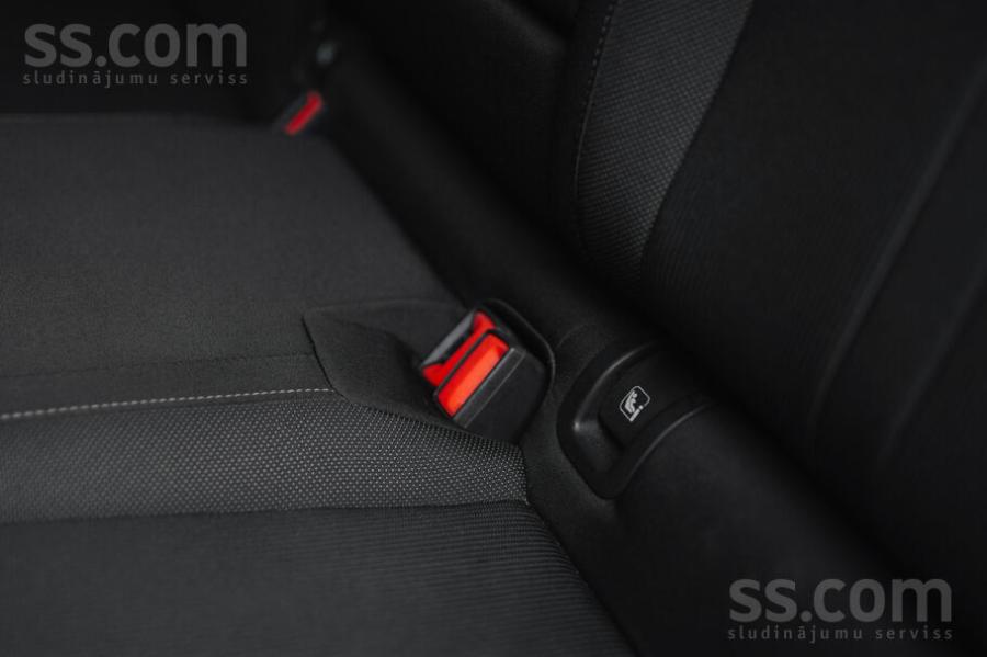 Zils Skoda Octavia 2022 Rīga, ar dzinēja tilpumu 2.00 L un nobraukumu 178 tūkst. km par 16500 €, foto 18 vietnē AUTOMOTO.COM.LV
