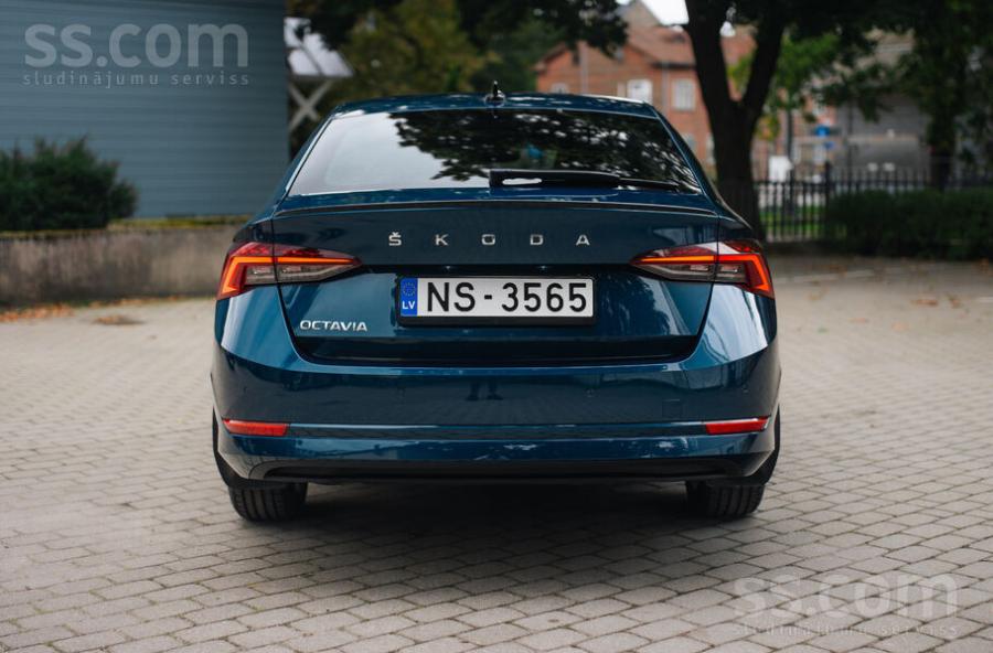 Zils Skoda Octavia 2022 Rīga, ar dzinēja tilpumu 2.00 L un nobraukumu 178 tūkst. km par 16500 €, foto 33 vietnē AUTOMOTO.COM.LV