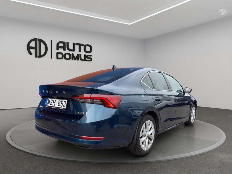 Blue Skoda Octavia 2023 in Klaipeda, with an engine capacity of 1.50 L and mileage of 108 thousand km for 17999 €, photo 7 on AUTOMOTO.COM.LV