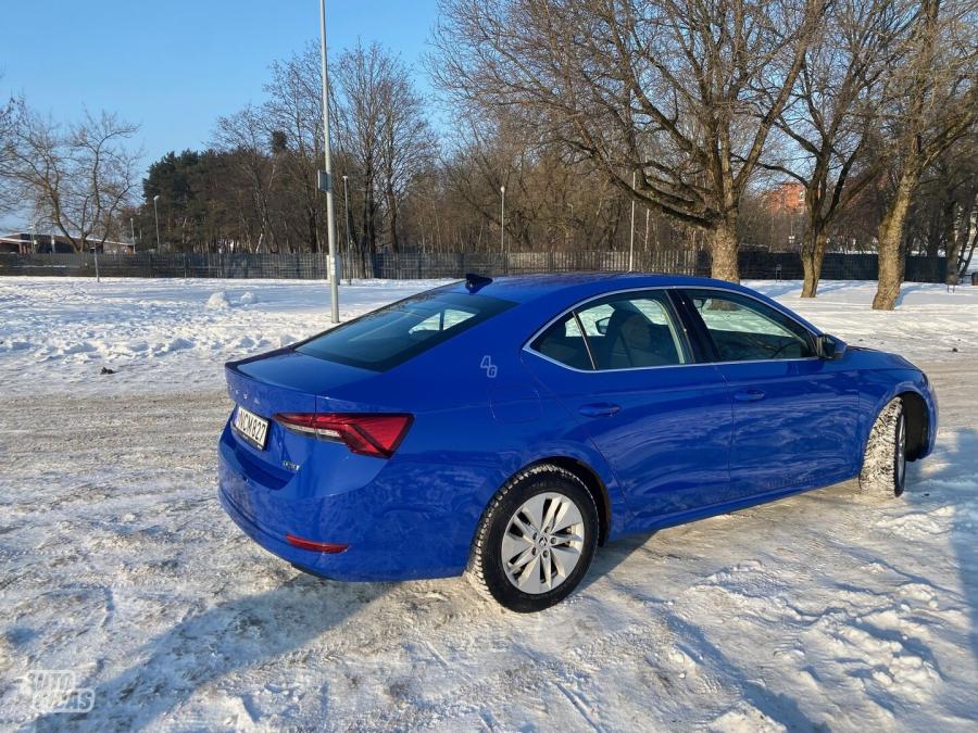 Blue Skoda Octavia 2024 in Kaunas, with an engine capacity of 1.00 L and mileage of 60 thousand km for 19500 €, photo 2 on AUTOMOTO.COM.LV