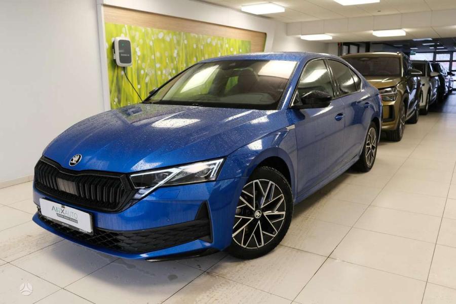 Blue Skoda Octavia 2024 in Vilnius, with an engine capacity of 1.50 L and mileage of 11 thousand km for 29400 €, photo 1 on AUTOMOTO.COM.LV