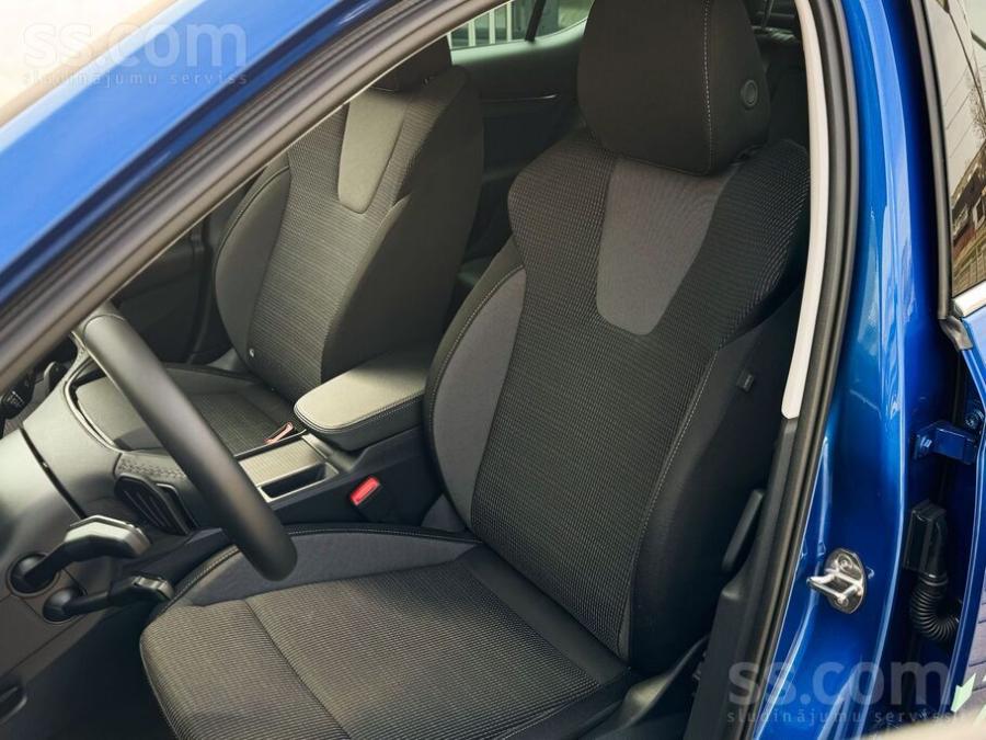 Zils Skoda Octavia 2025 Daugavpils, ar dzinēja tilpumu 1.50 L un nobraukumu 3 tūkst. km par 25900 €, foto 12 vietnē AUTOMOTO.COM.LV