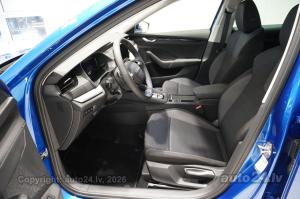 Zils Skoda Octavia 2026 Tallina, ar dzinēja tilpumu 1.50 L un nobraukumu 1 tūkst. km par 31900 €, foto 15 vietnē AUTOMOTO.COM.LV