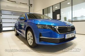 Zils Skoda Octavia 2026 Tallina, ar dzinēja tilpumu 1.50 L un nobraukumu 1 tūkst. km par 31900 €, foto 5 vietnē AUTOMOTO.COM.LV